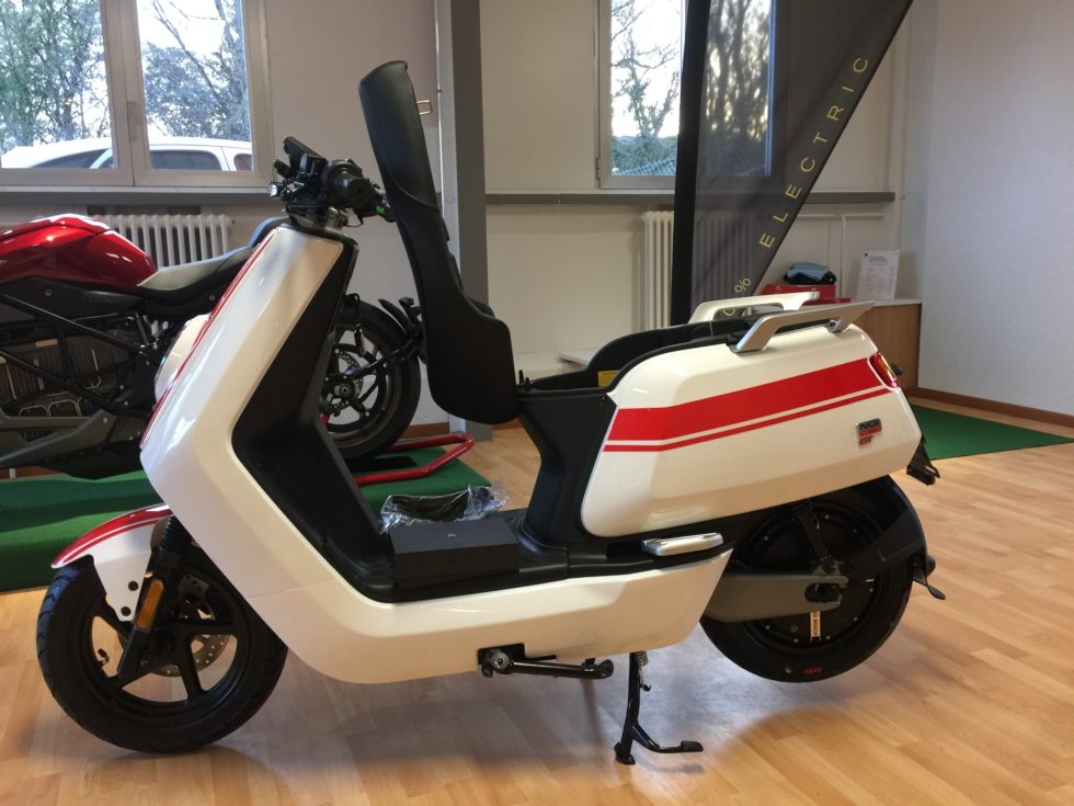 Réception des modèles NIU - Emotion Motorcycles